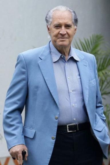 Rogelio Guerra Death Fact Check, Birthday & Age | Dead or Kicking