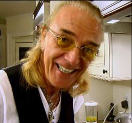 Roger Earl Death Fact Check, Birthday & Age | Dead or Kicking