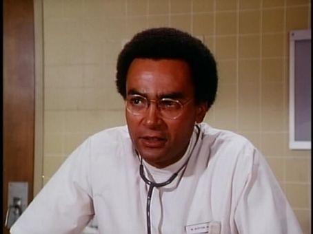 Ron Pinkard Death Fact Check, Birthday & Age | Dead or Kicking