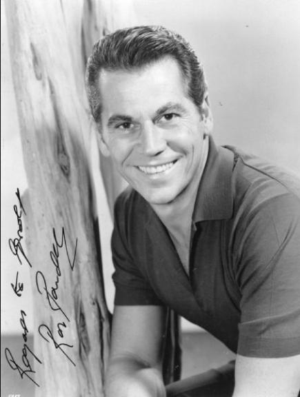 Ron Randall Death Fact Check, Birthday & Age | Dead or Kicking