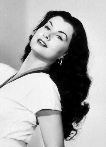 Ruth Hampton Death Fact Check, Birthday & Date of Death