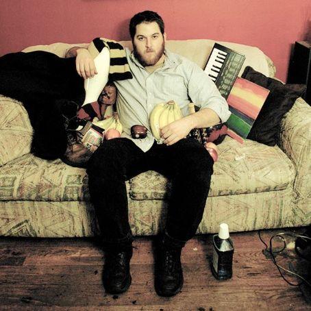 Sam Goldberg Death Fact Check, Birthday & Age | Dead or Kicking