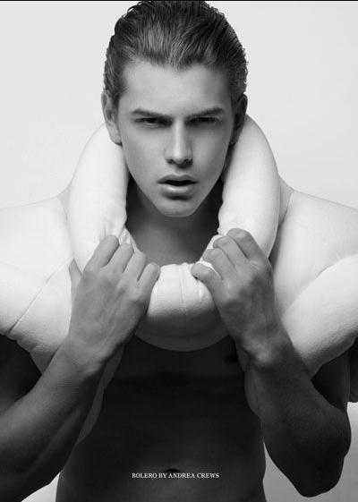 Sam Whitman Death Fact Check, Birthday & Age | Dead or Kicking