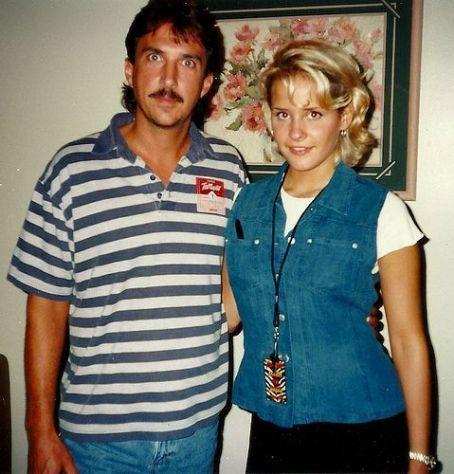 Sandra Janowski Death Fact Check, Birthday & Date of Death