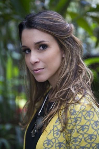 Sarah Oliveira Death Fact Check, Birthday & Age | Dead or Kicking