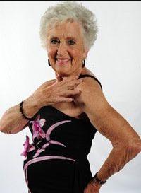 Sarah Paddy Jones Death Fact Check, Birthday & Age | Dead or Kicking