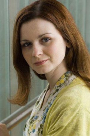 Sarah Smart Death Fact Check, Birthday & Age | Dead or Kicking