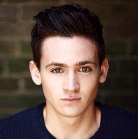 Scott Haran Death Fact Check, Birthday & Age | Dead or Kicking