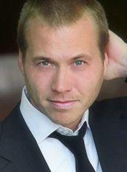 Scott MacArthur Death Fact Check, Birthday & Age | Dead or Kicking