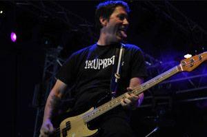 Scott Shiflett Death Fact Check, Birthday & Age | Dead or Kicking