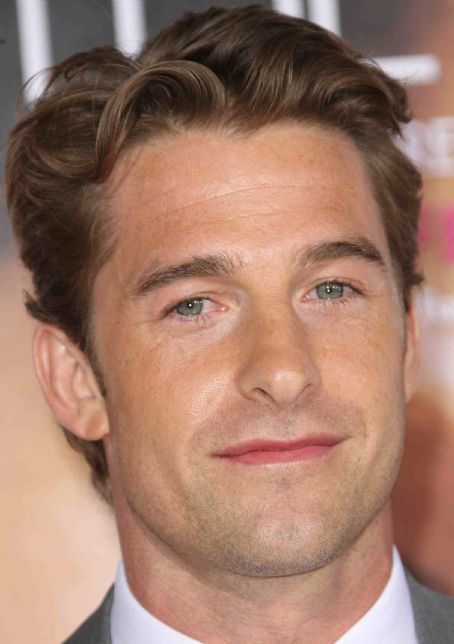 Scott Speedman Death Fact Check, Birthday & Age | Dead or Kicking