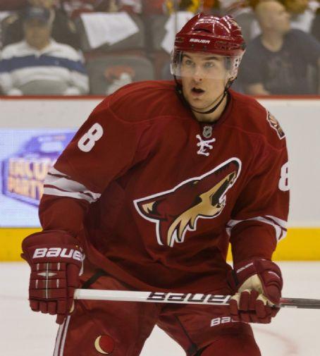 Scottie Upshall Death Fact Check, Birthday & Age | Dead or Kicking