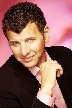 Semino Rossi Death Fact Check, Birthday & Age | Dead or Kicking