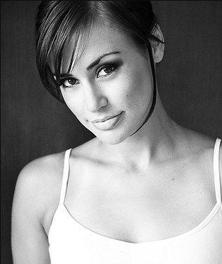 Shannon Costello Death Fact Check, Birthday & Age | Dead or Kicking