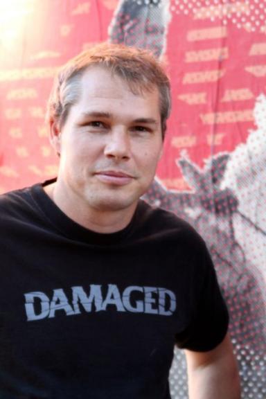 Shepard Fairey Death Fact Check, Birthday & Age | Dead or Kicking