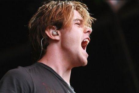 Shimon Moore Death Fact Check, Birthday & Age | Dead or Kicking