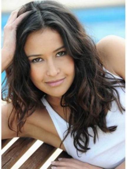 Sinta Weisz Death Fact Check, Birthday & Age | Dead or Kicking