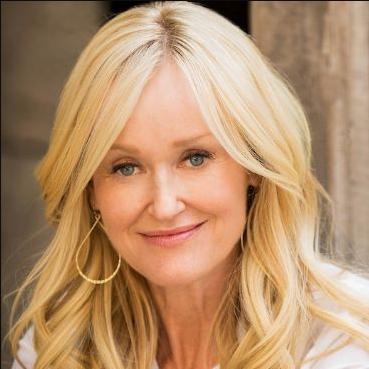 Sophie Uliano Death Fact Check, Birthday & Age | Dead or Kicking