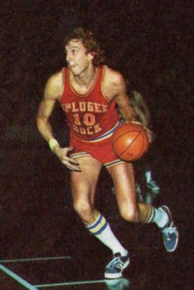 Steve Hawes Death Fact Check, Birthday & Age | Dead or Kicking