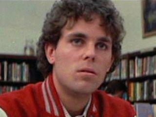 Steven Tash Death Fact Check, Birthday & Age | Dead or Kicking