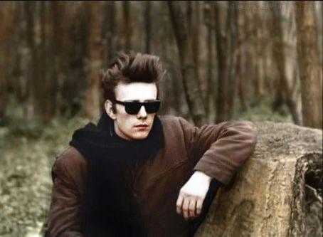 Stuart Sutcliffe Death Fact Check, Birthday & Date of Death