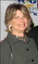 Suzanne Pulier Death Fact Check, Birthday & Age | Dead or Kicking