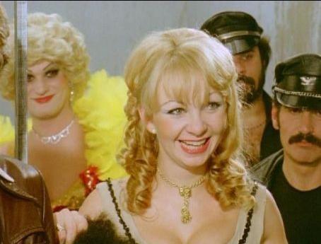 Suzy Mandel Death Fact Check, Birthday & Age | Dead or Kicking