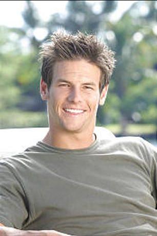 Todd Mitchell Death Fact Check, Birthday & Age | Dead or Kicking