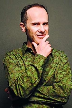 Tom Gleisner Death Fact Check, Birthday & Age | Dead or Kicking