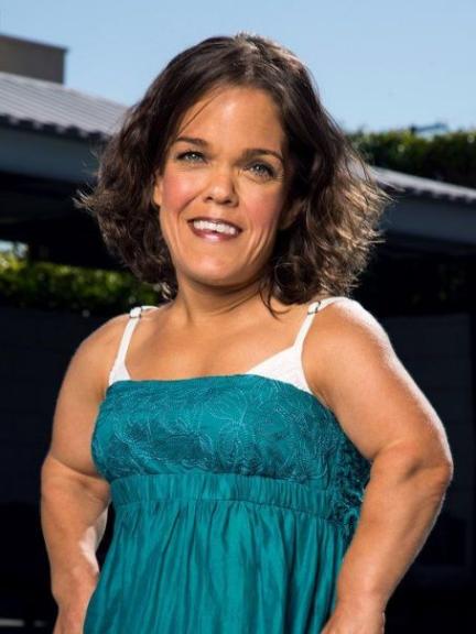 Traci Harrison Death Fact Check, Birthday & Age | Dead or Kicking