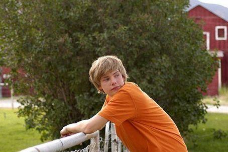 Vann Gravage Death Fact Check, Birthday & Age | Dead or Kicking