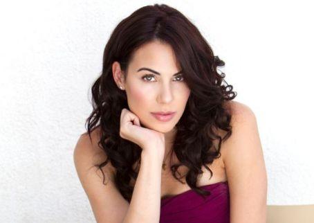 Virginia Welch Death Fact Check, Birthday & Age | Dead or Kicking