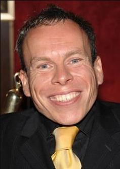 Warwick Davis Death Fact Check, Birthday & Age | Dead or Kicking