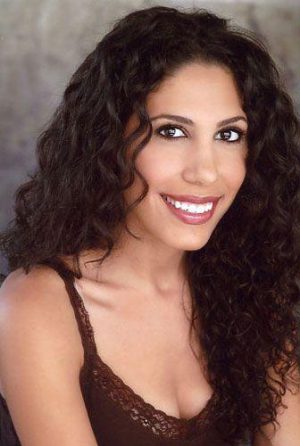 Yasmine Hanani Death Fact Check, Birthday & Age | Dead or Kicking