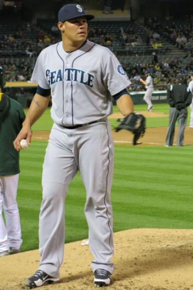 Yoervis Medina Death Fact Check, Birthday & Age | Dead or Kicking