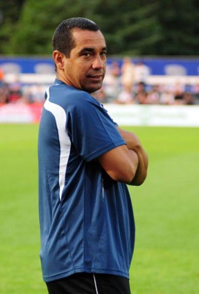 Zinho Death Fact Check, Birthday & Age | Dead or Kicking